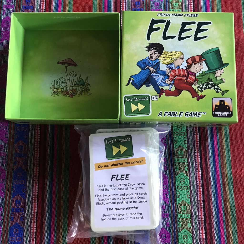 Fast Forward: FLEE - настолна игра – Pikko Games